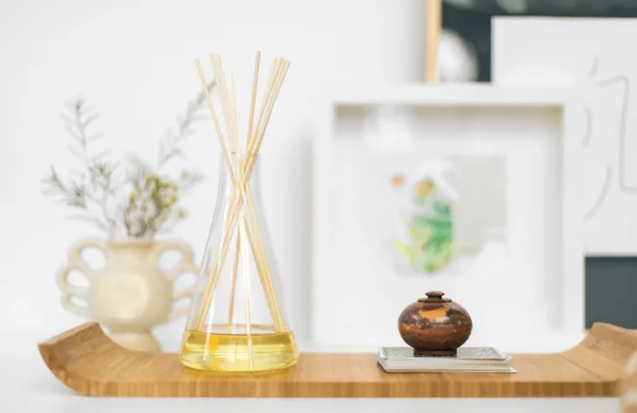 DIY Reed Diffusers: A Natural Alternative to Store-Bought Fragrances ...