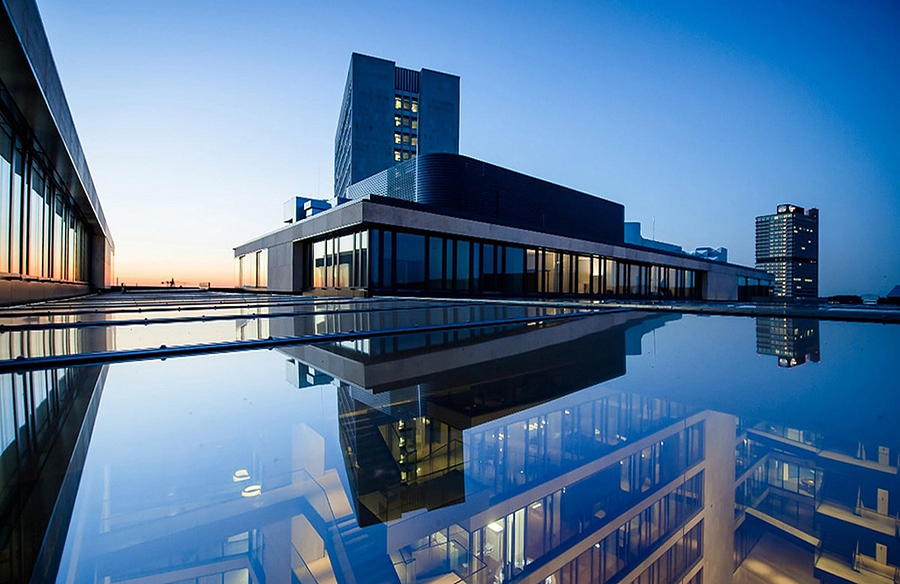 Revolutionizing Skylights LAMILUX Glass Roof PR60 - Architects' Chronicle