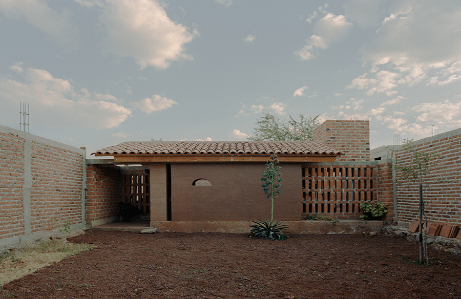 Sustainability and Identity: Agave House in Tequila, Jalisco ...