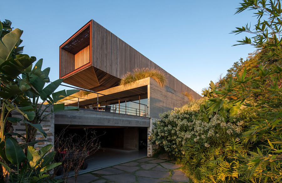 Harmonizing Nature and Architecture The Serra House Garden - Architects' Chronicle